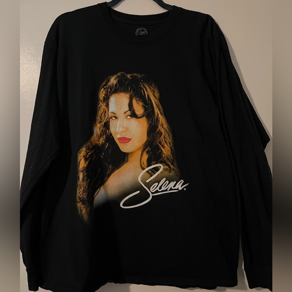 Official Selena Merchandise | Tops | Unisex Selena Quintanilla Shirt ...